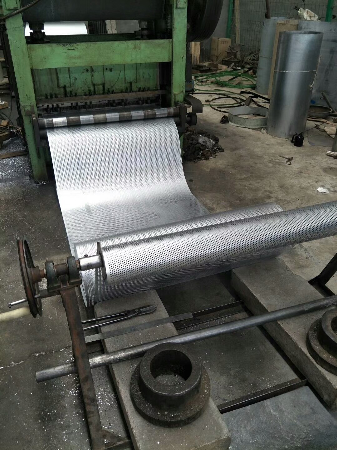 0.5mm thickness Stainless Steel /galvanized Perforated Metal Mesh Coil