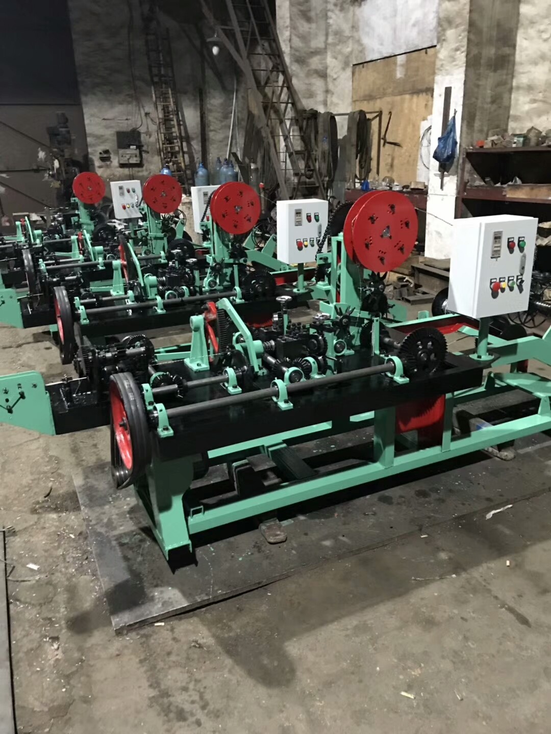 High Production Automatic Double Twist Barbed Wire Mesh Making Machine